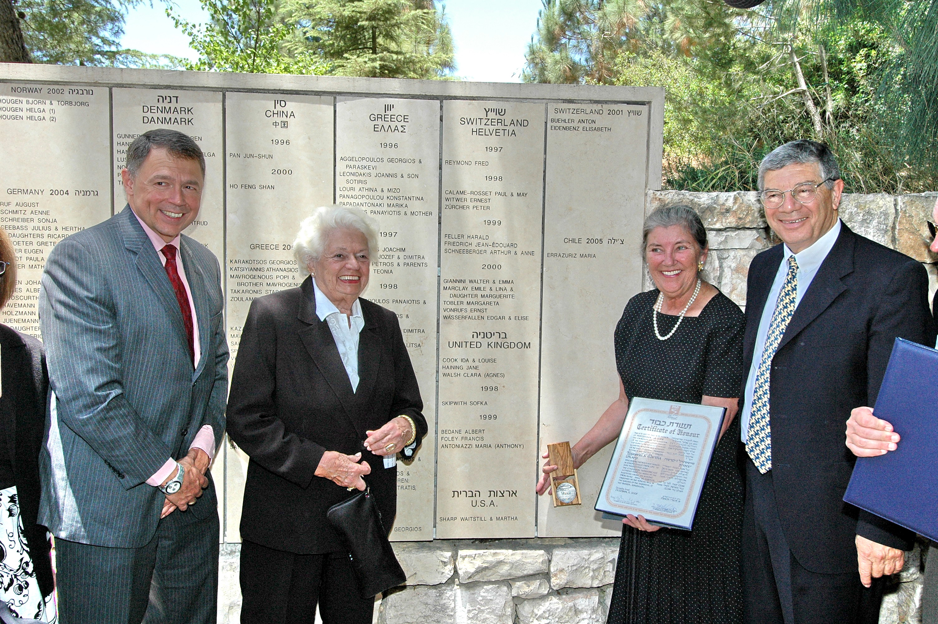 Yad Vashem honours Chilean Righteous of the Nations - European Jewish ...