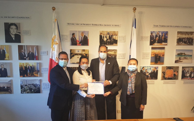 Philippines awarded special certificate for support of Jews in ...