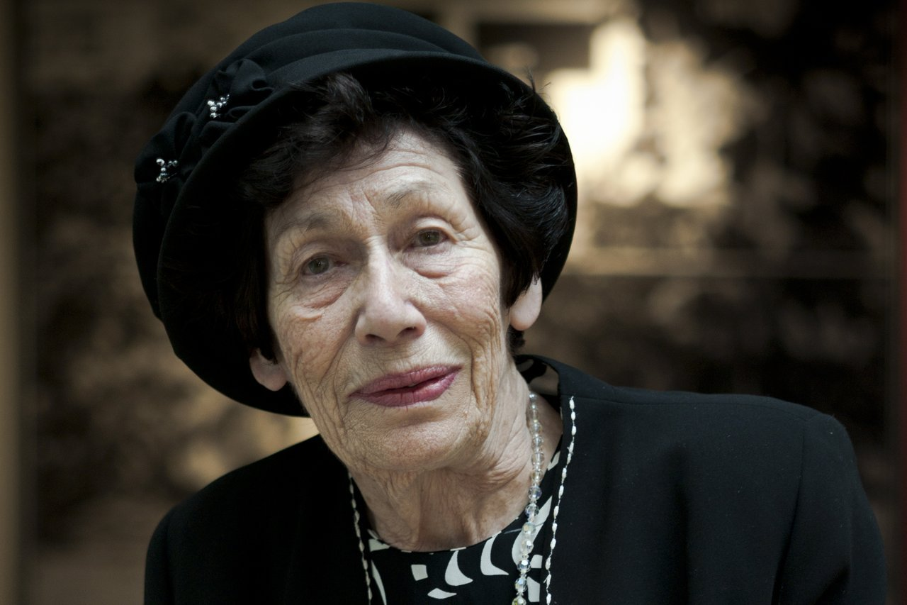 Anne Frank's friend Hannah Pick-Goslar dies at age 93 - European Jewish ...