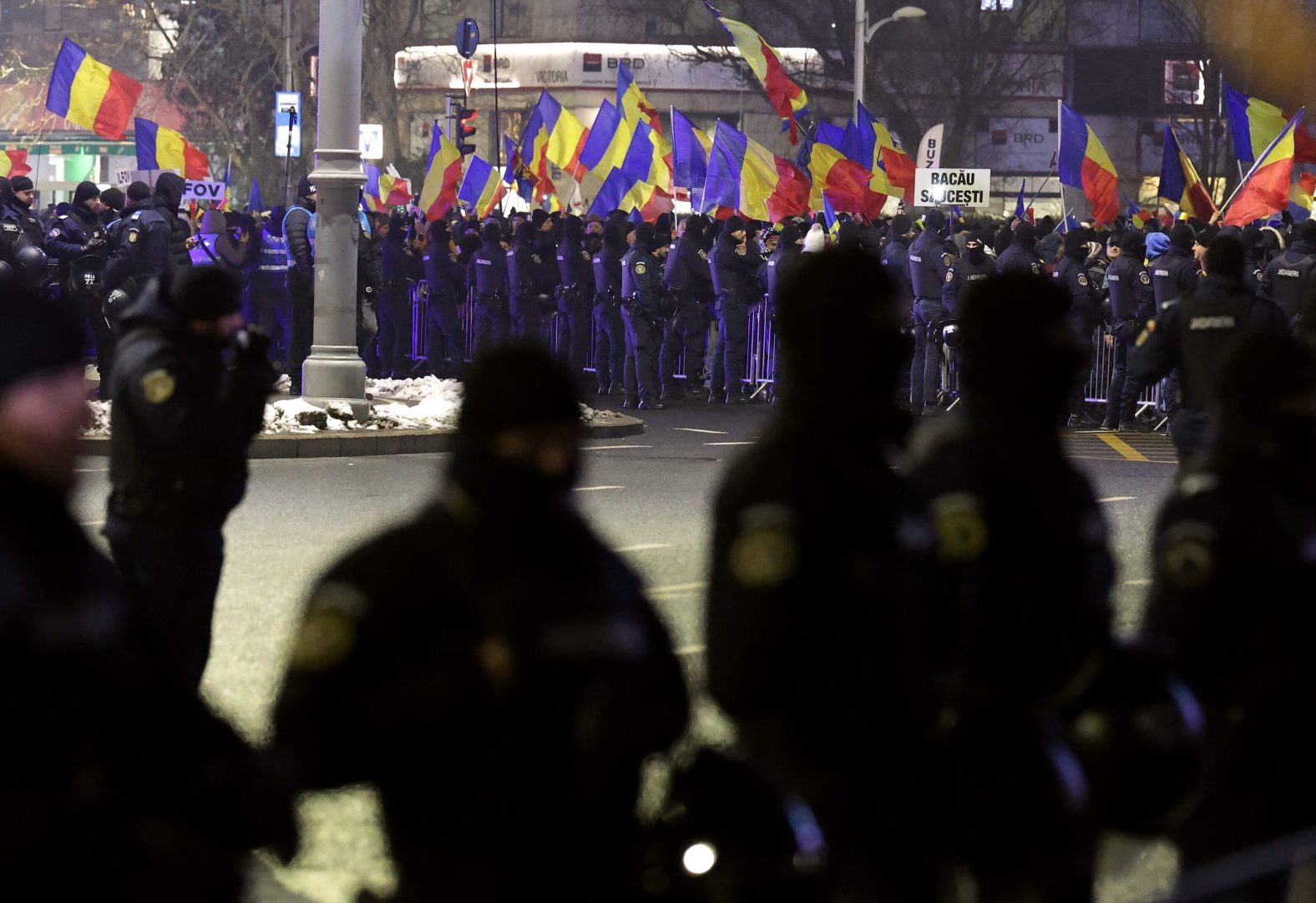 Extreme right-wing groups marched in Bucharest chanting antisemitic ...